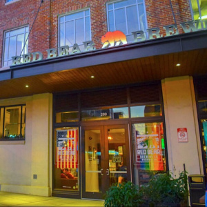Red Bear Brewing Co - Kikipedia Washington